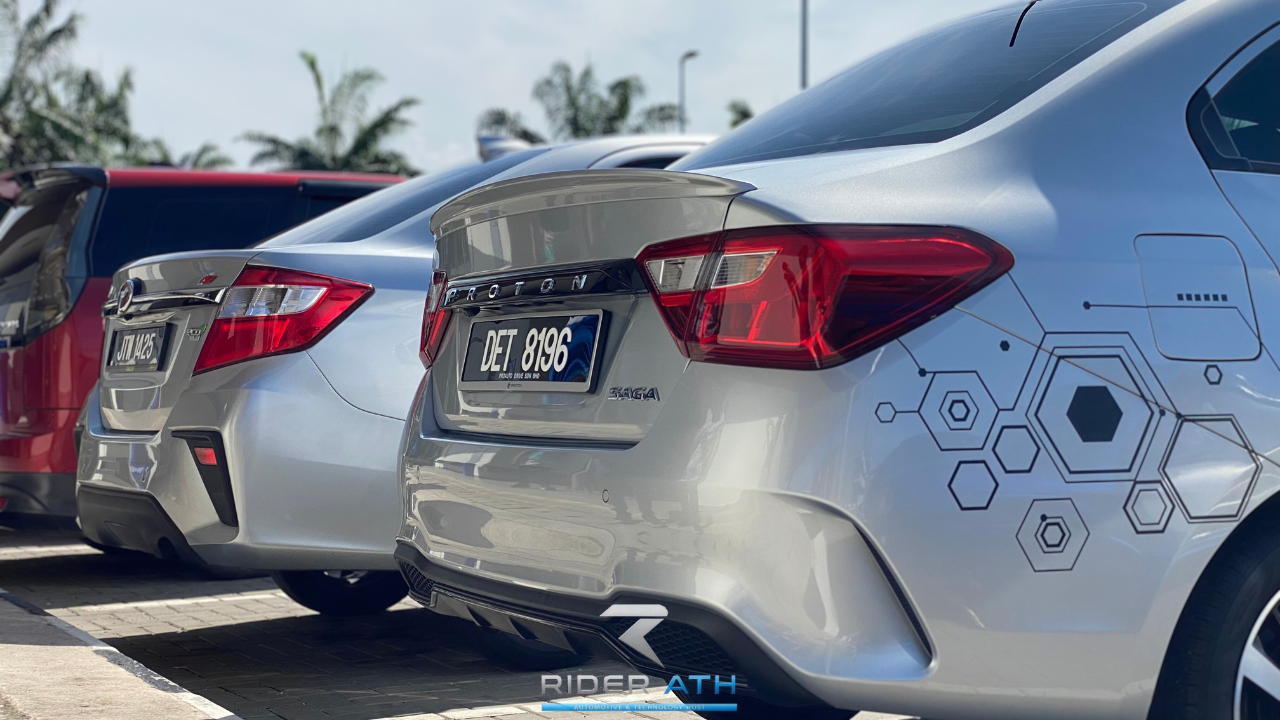 Proton Saga 对比 Perodua Bezza：本地市场入门级轿车，谁更适合你？ - riderath.com